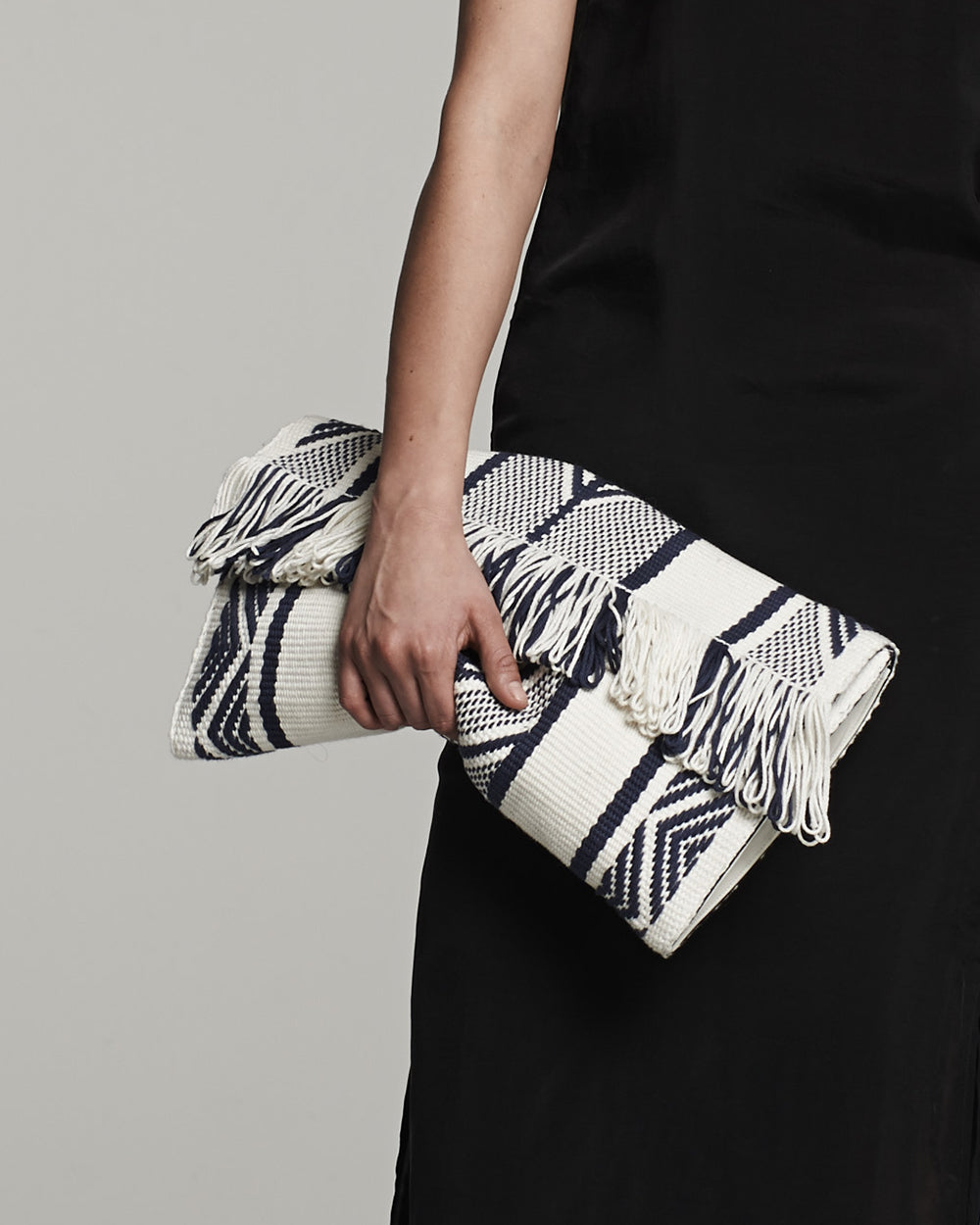 Oversized Fringe Clutch – VOZ Apparel